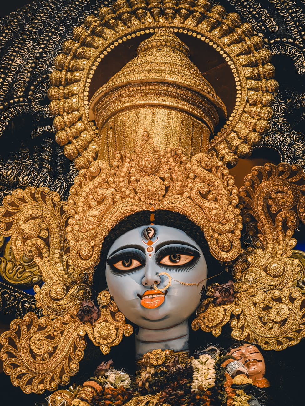 Journey Through Time: Uncovering the Richness of Somnath Temple - Hindu ...